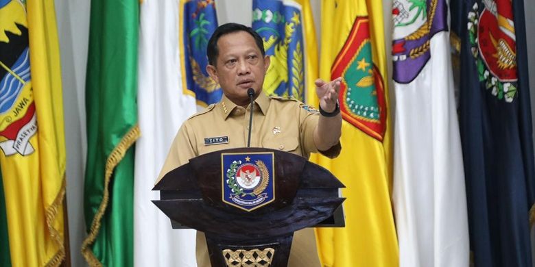 Berita Harian Mendagri Larang Pawai Dan Pesta Kembang Api Malam Natal ... Berita Harian Mendagri Larang Pawai Dan Pesta Kembang Api Malam Natal ...