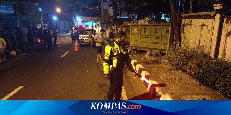 Mobil Tabrak Boks Sampah hingga Terguling, 2 Orang Terluka, Sopir Diduga Mabuk