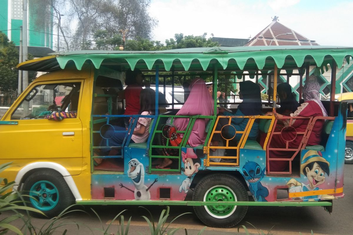 Odong-odong dan Pikap Pengangkut Orang di Jalan Protokol Karawang Akan ...