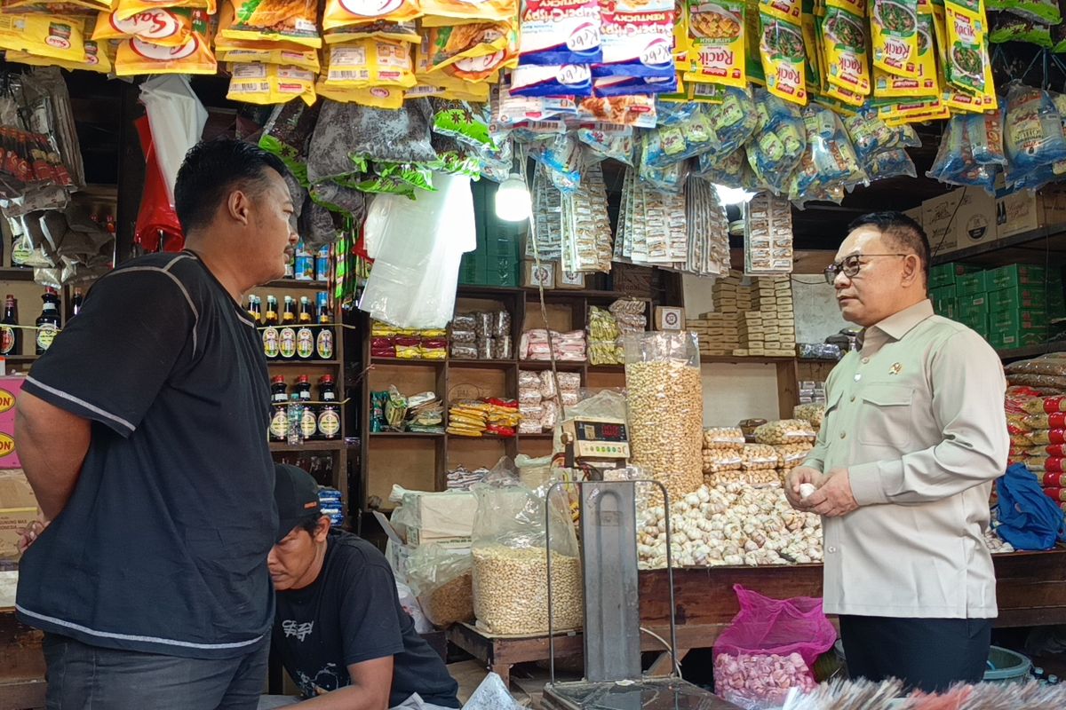 KSP Dudung Sebut Daya Beli Warga Menurun Usai Tinjau Pasar Induk Kramat ...