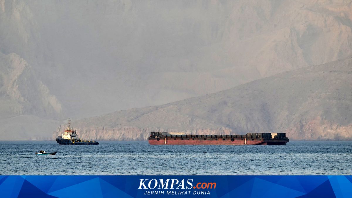 13 Kapal Putar Balik, Imbas Blokade AS di Selat Hormuz