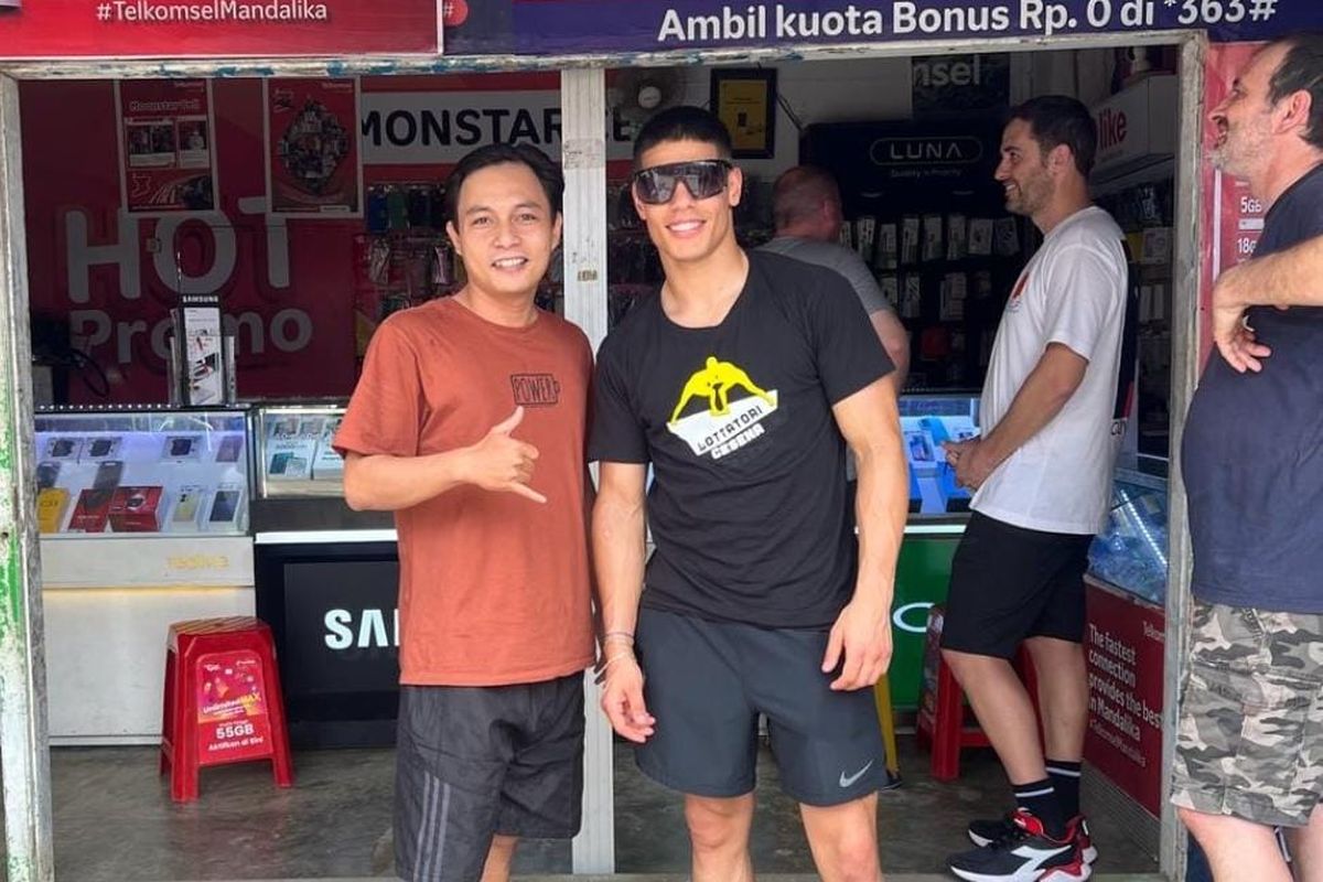 Cerita Rian, Konter Ponselnya Dikunjungi Pebalap Ducati Ruben Rinaldi ...