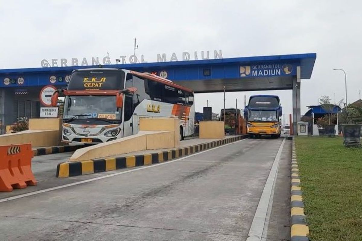 120 Ribu Kendaraan Pemudik Melintas di Tol Madiun, Prediksi Puncak Mudik Malam Ini