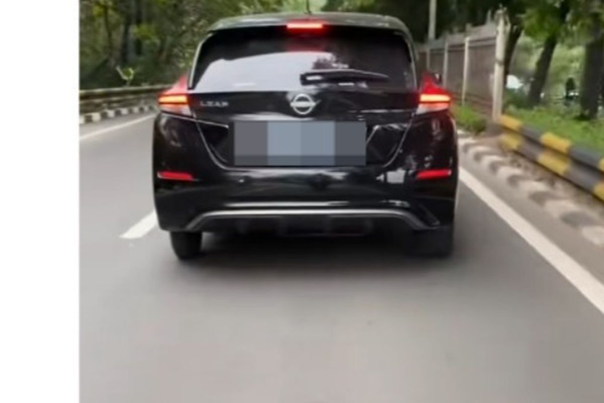 Mobil Pakai Ban Kiri dan Kanan dengan Lebar Berbeda, Amankah?