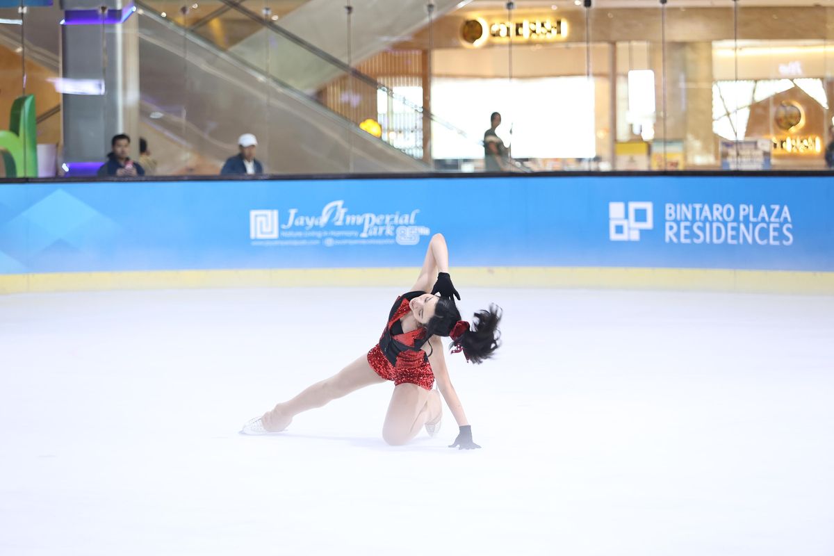 Indonesia Ice Skating Open 2025 Usai, 450 Skater Tunjukkan Aksi Memukau ...