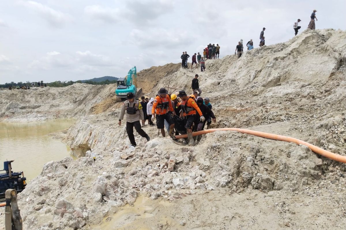 Pengusaha Tambang Timah Ditemukan Tewas Dalam Ekskavator, Tertimbun Longsor