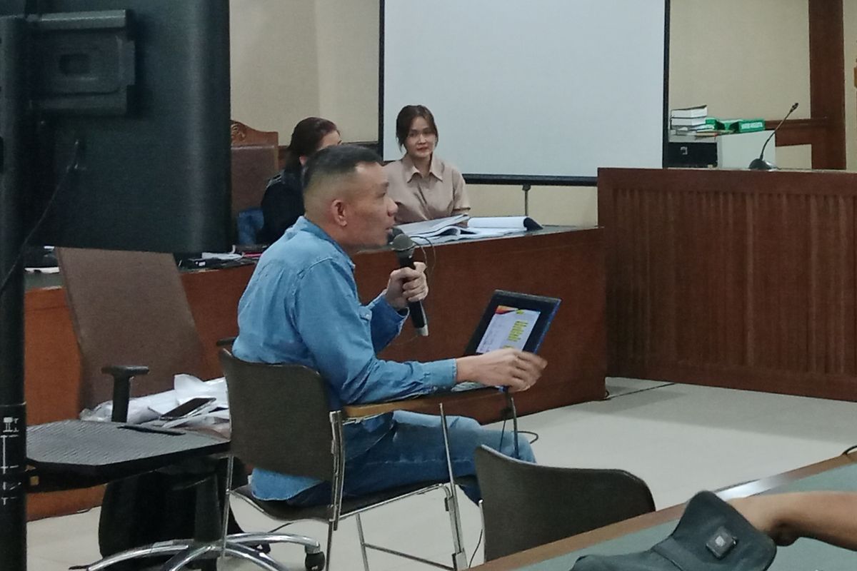 Rismon Sianipar Diperiksa Polisi Terkait Tuduhan Ijazah Palsu Jokowi