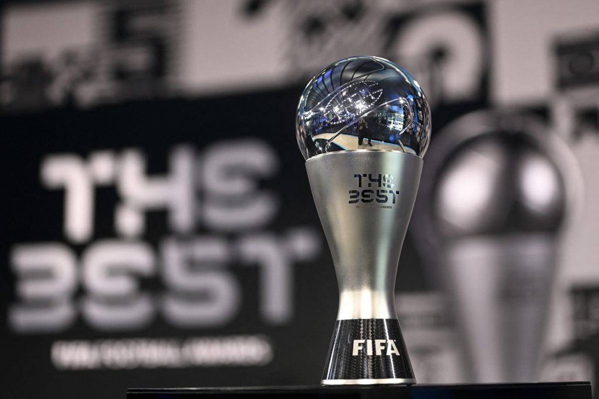 Apa Bedanya The Best FIFA Football Awards dan Ballon d'Or? Halaman all ...
