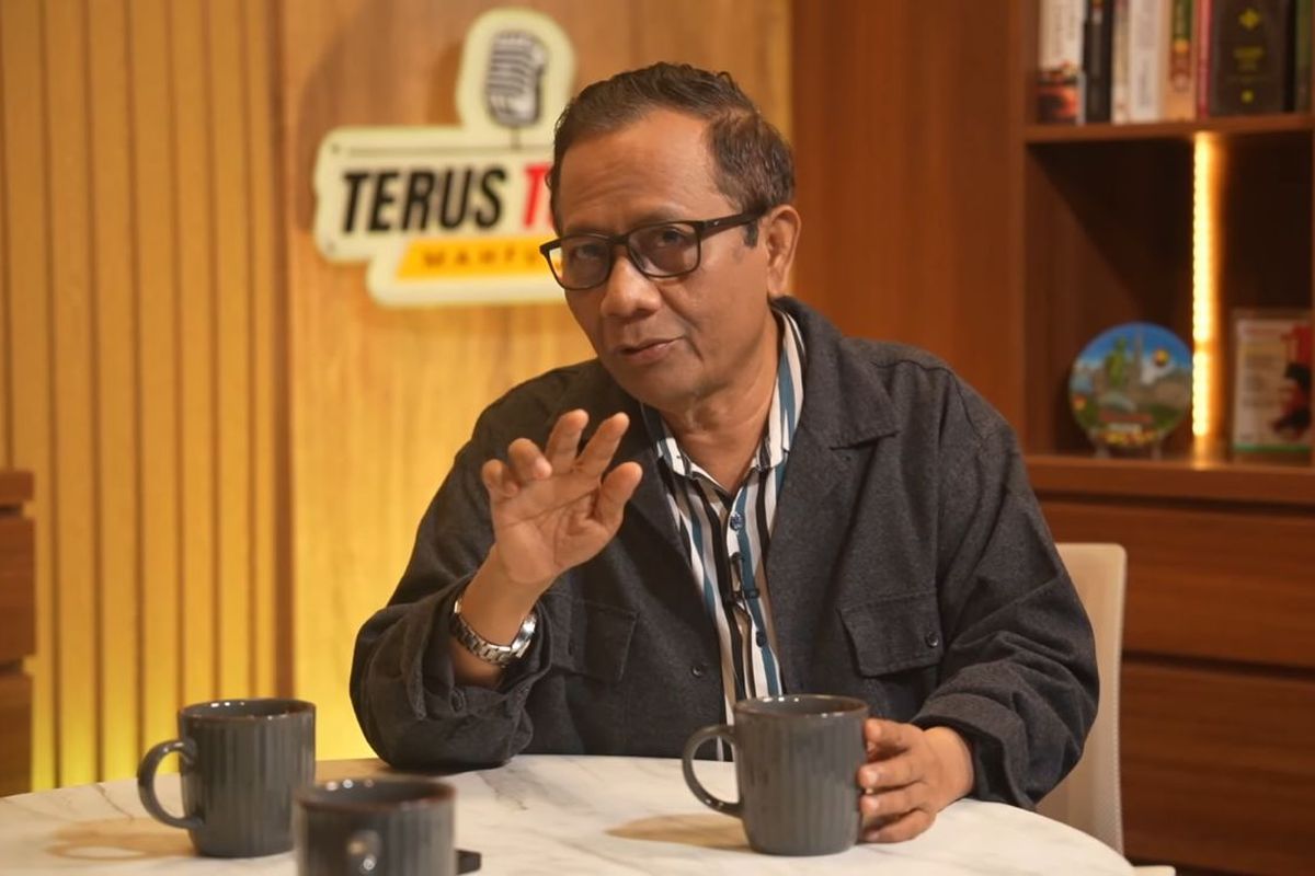 Jabatan Kapolri Terlalu Lama Tidak Baik, Mahfud MD: Tapi Kok Dipaksakan ...