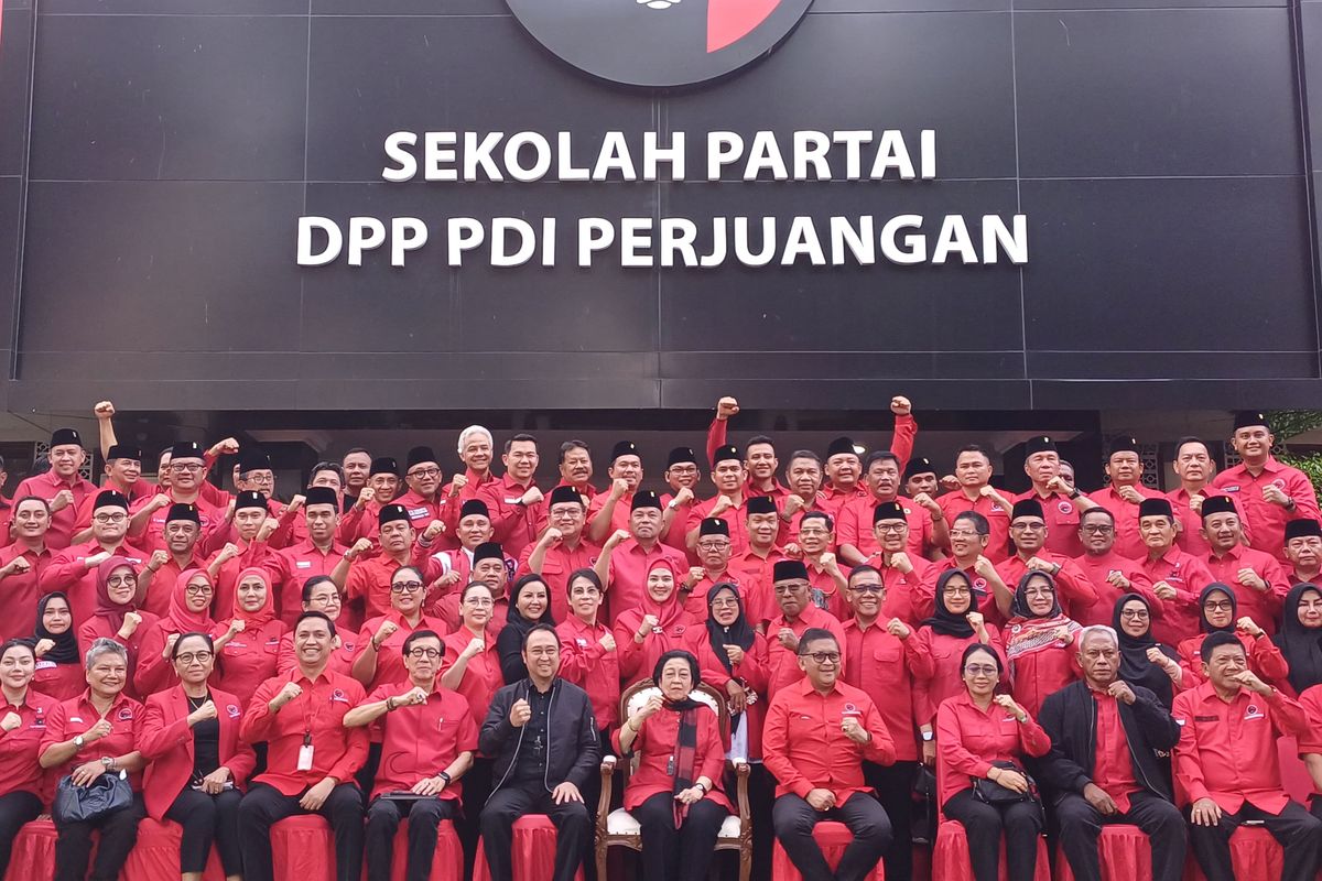 Hasto Ditahan KPK, Megawati Minta Seluruh Kader Siaga