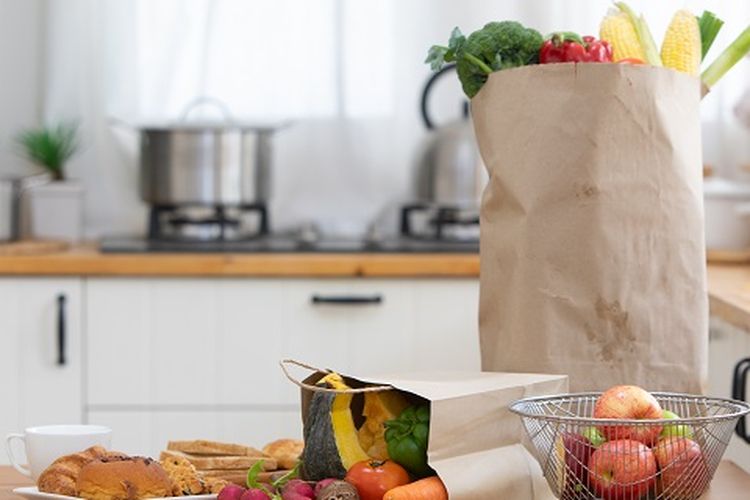 7 Kesalahan yang Kerap Dilakukan Saat Membereskan Barang Belanjaan