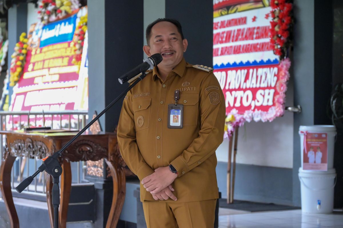 Kegiatan Hari Pertama Bupati Karanganyar Rober Christanto dan Visi Pembangunannya...