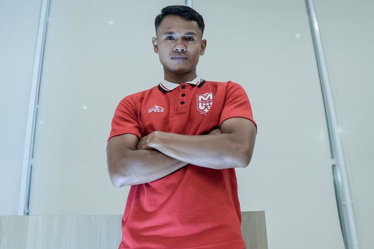Resmi, Malut United Perkenalkan Dimas Drajad sebagai Pemain Baru