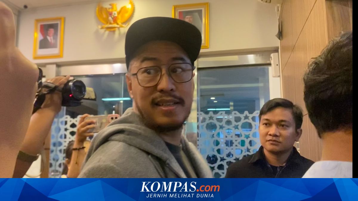 Bicara Singkat, Pandji Pragiwaksono Bersilaturahmi ke Kantor MUI