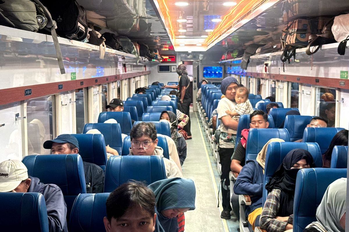 Flash Sale dan Diskon Mudik PT KAI, Harga Tiket Kereta Eksekutif Jadi ...