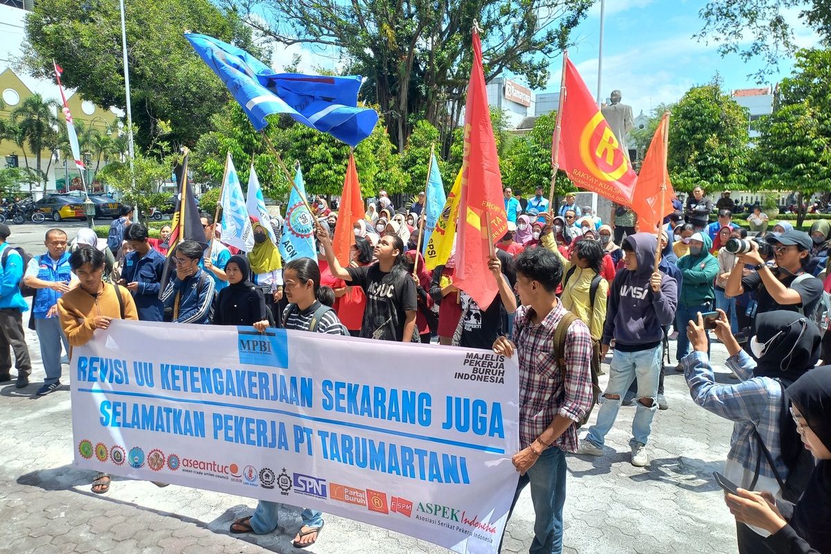 Karyawan PT Taru Martani Demo di DPRD DIY, Adukan Manejemen Galak dan Arogan