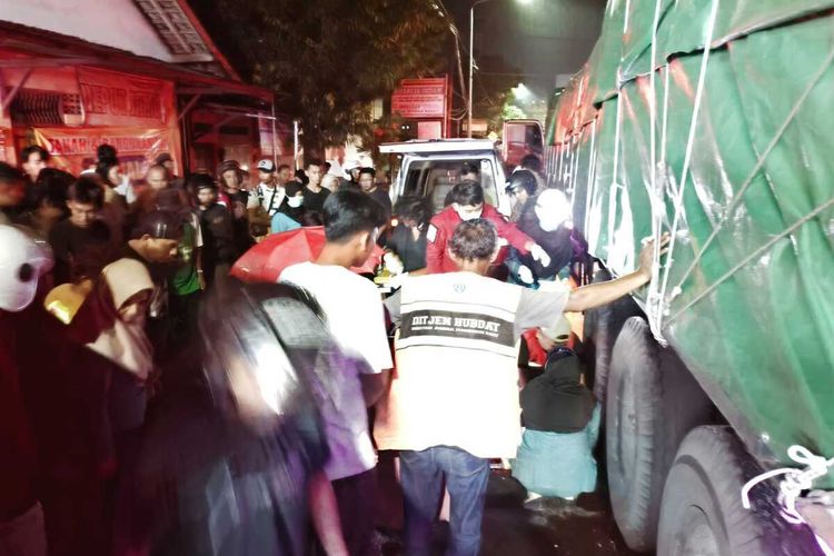 Pelajar Asal Jakarta Jatuh dari Motor dan Terlindas Truk Trailer di Kulon Progo, Meninggal di ...