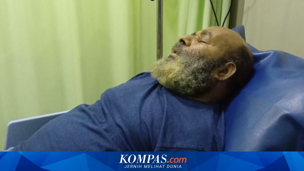 Kondisi Kesehatannya Drop, Lukas Enembe Dibawa ke RSPAD Malam Ini