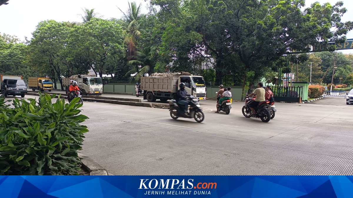 Pengendara Motor Lawan Arah di Jalan Raya Bekasi Kerap Kecelakaan