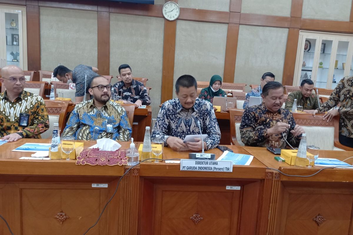 Ramai-ramai Anggota DPR Minta Garuda Indonesia Tambah Jumlah Pesawat Ramai-ramai Anggota DPR Minta Garuda Indonesia Tambah Jumlah Pesawat