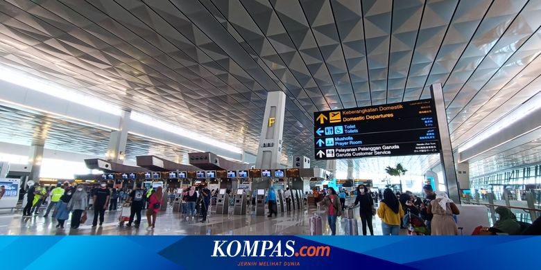 Tak Cuma dalam Pesawat, di Bandara Kini Tidak Lagi Wajib Pakai Masker