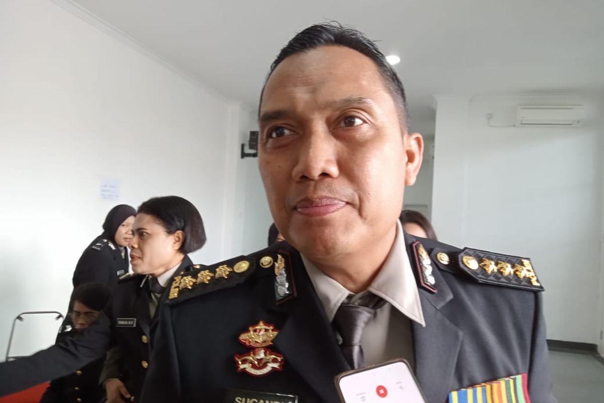 Hari Bhayangkara Ke-77, 282 Polisi dan PNS Polda Papua Barat Naik Pangkat