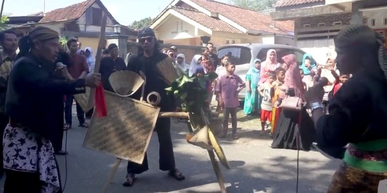 Berita Harian Makna Ilir Dalam Begalan Terbaru Hari Ini - Kompas.com