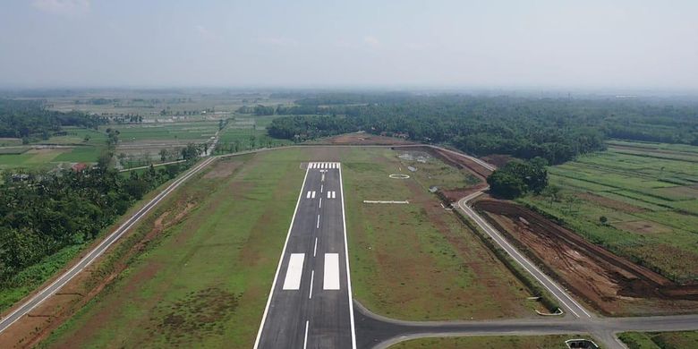 Berita Harian Pesawat-mendarat-di-bandara-pattimura Terbaru Hari Ini ...