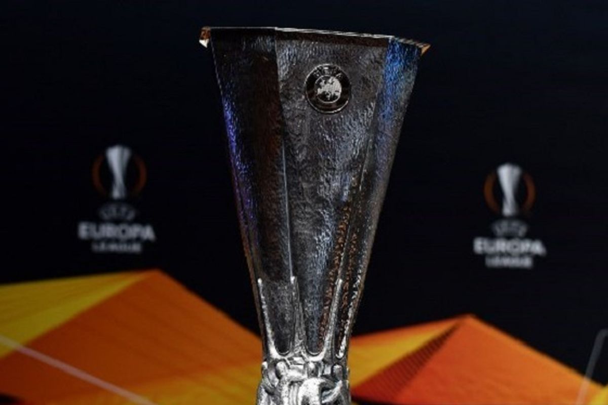 Keunikan Trofi Liga Europa