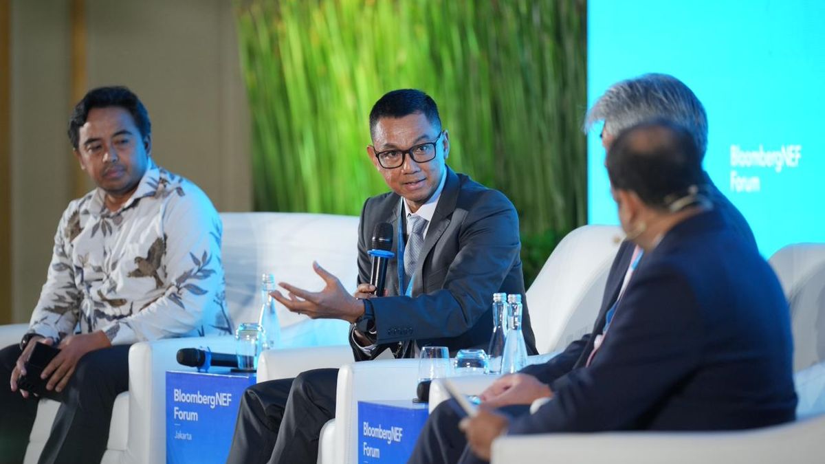 Dukung Target NZE 2060, PLN Siap Tambah Kapasitas Energi Berbasis EBT