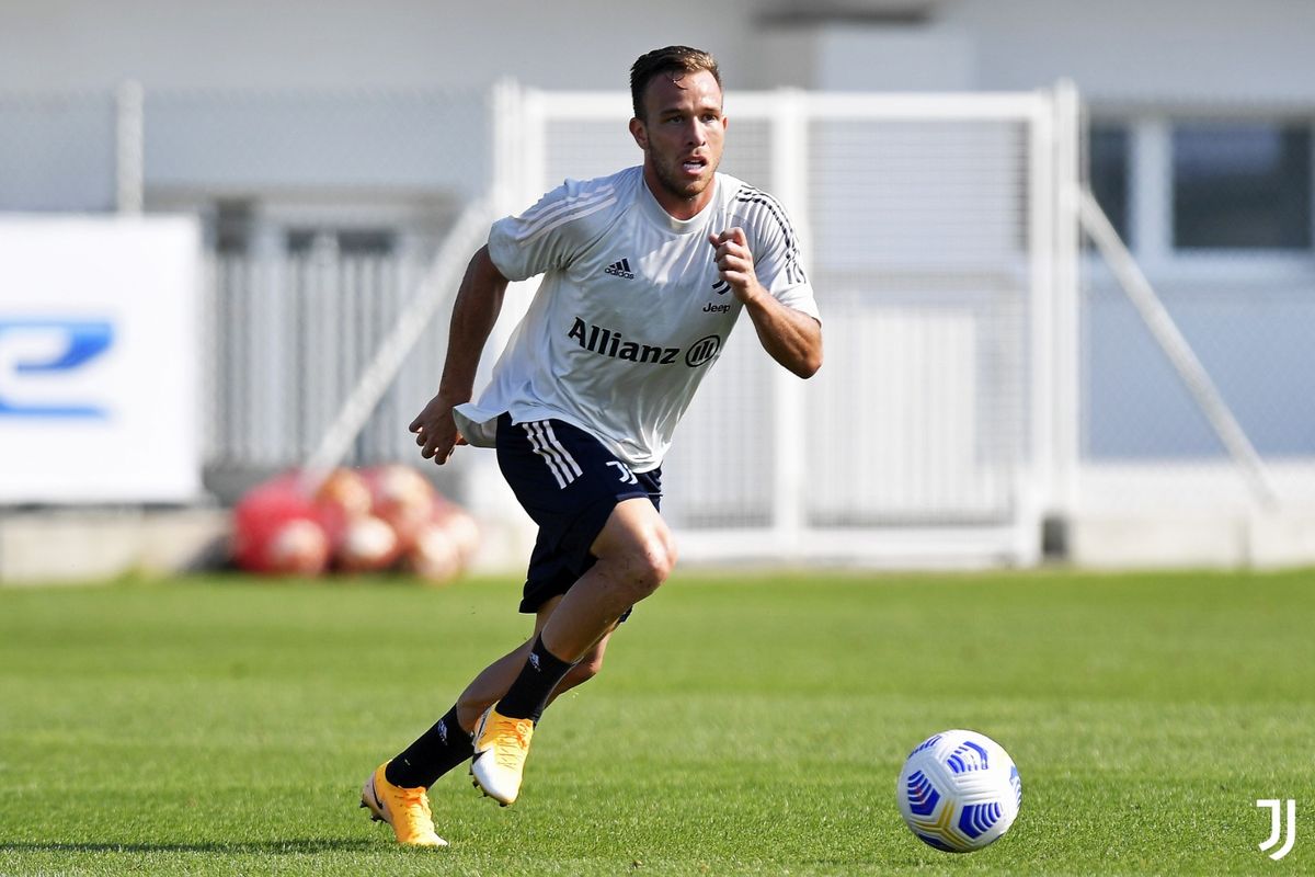 Transfer Deadline Day, Arthur Melo Dipinjamkan ke Liverpool