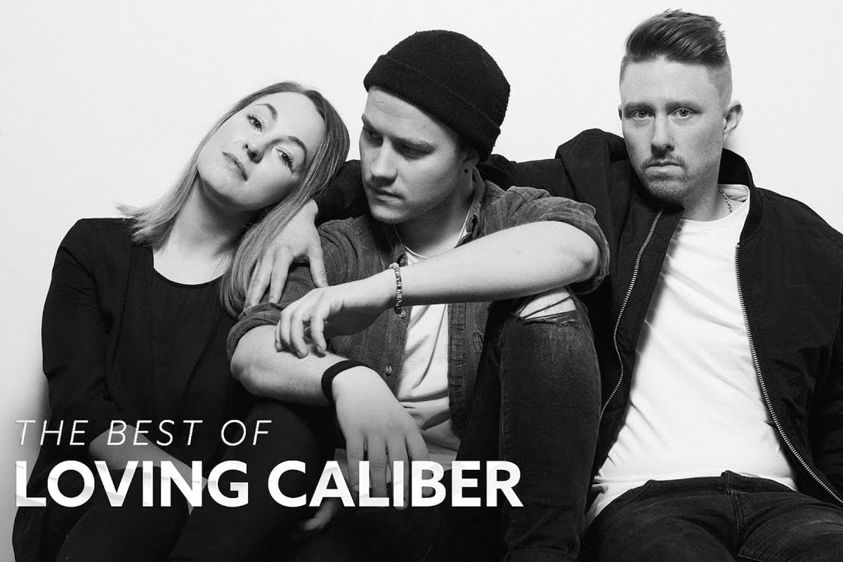 Lirik dan Chord You Set My World On Fore - Loving Caliber, Selestine