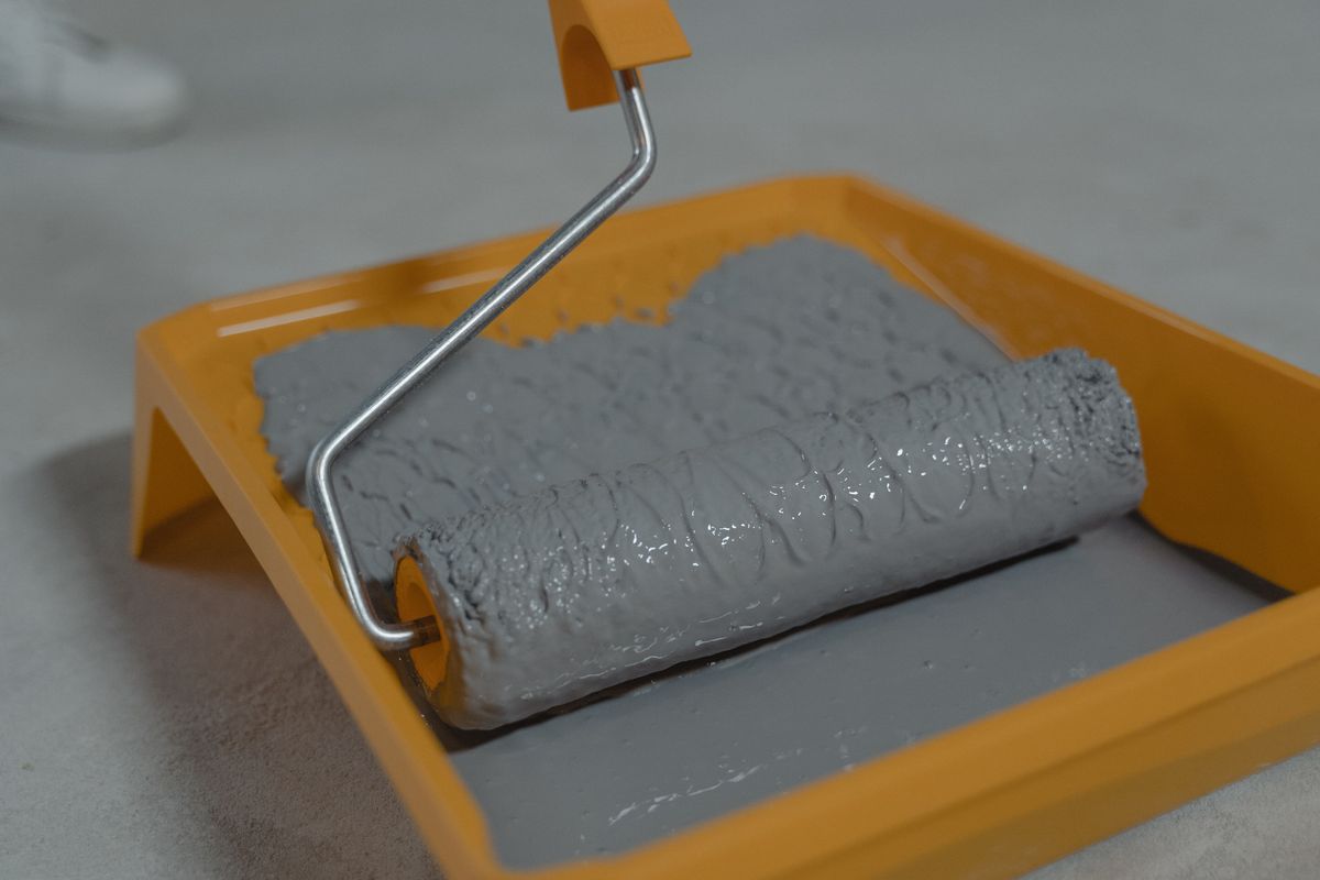 Cara Membersihkan Kuas dan Rol Cat agar Tahan Lama