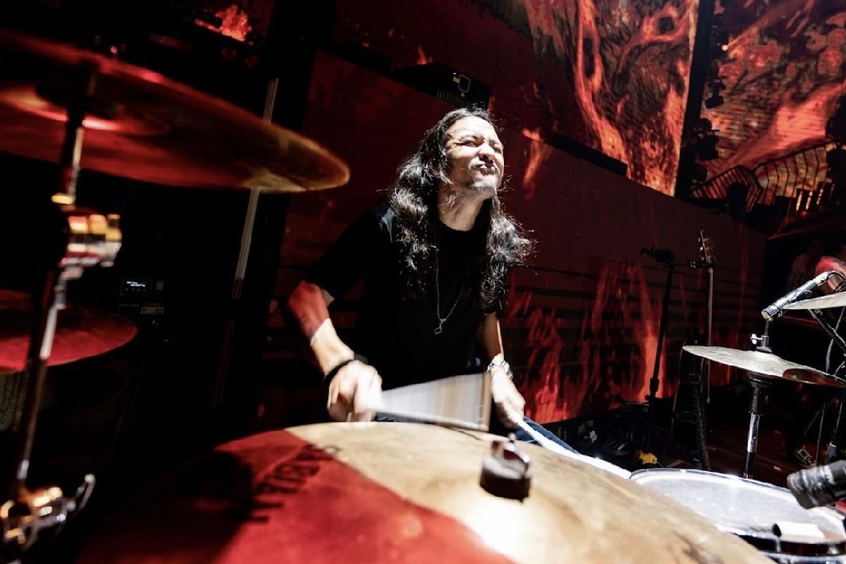 Ketika Ello Jadi Drummer dan Yuke Sampurna Nyanyi di Penampilan Loh Kok ...