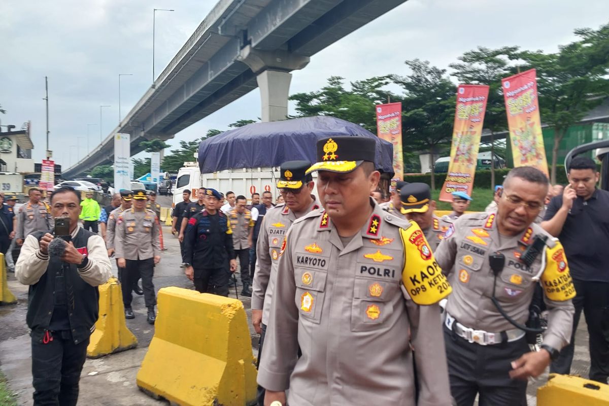 Arus Lalin Tol Jakarta-Cikampek Belum Padat Kendaraan Pemudik