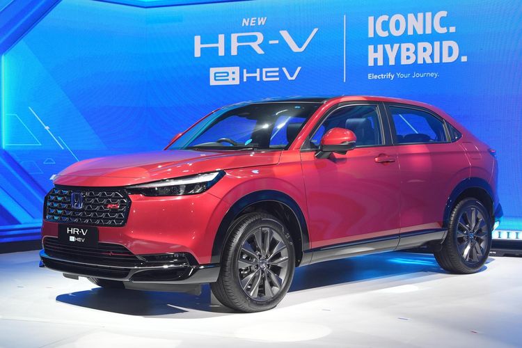 Foto : Tambah HR-V e:HEV, Cek Komparasi Harga Mobil Hybrid Bulan Ini
