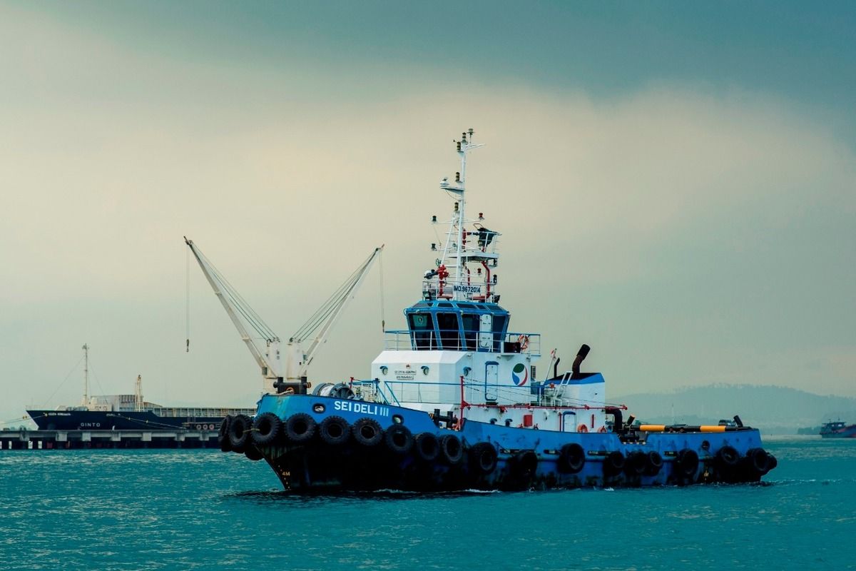 Mengenal Kapal Tunda atau Tugboat, Miliki Tenaga Lebih Besar Dibanding ...