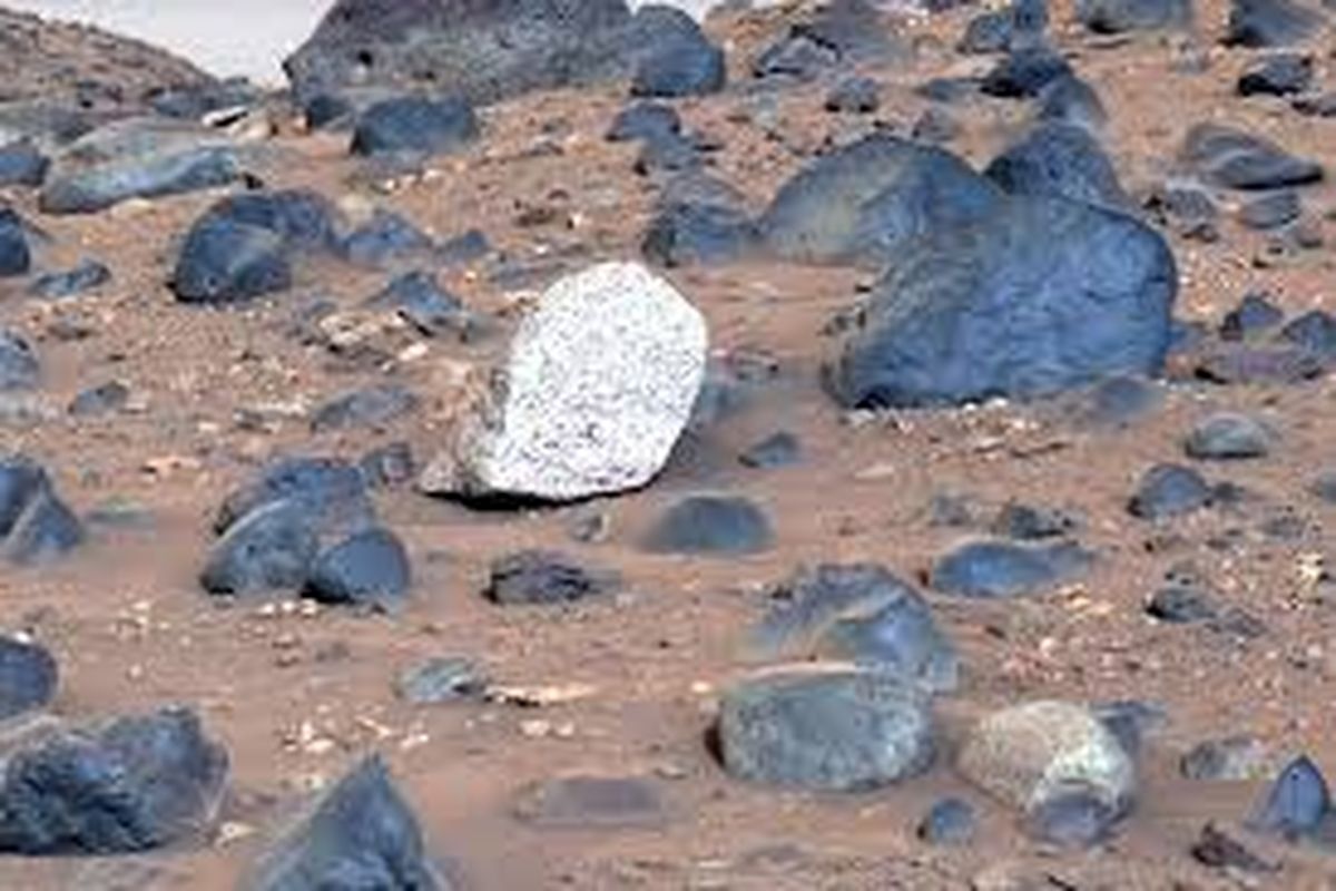 Temuan Batu Biru Berserak di Mars, Timbulkan Pertanyaan Bagaimana Masa ...