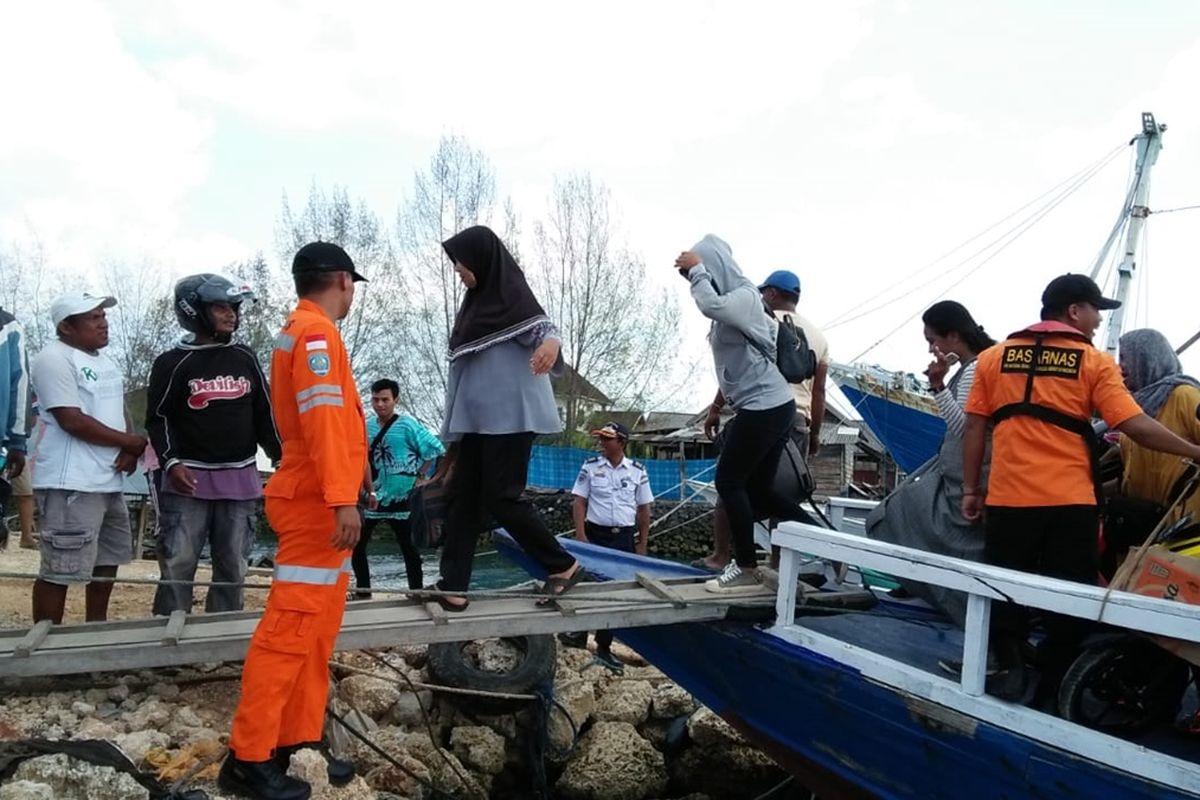 Kapal Penumpang Mati Mesin di Laut Wakatobi, 33 Penumpang Dievakuasi
