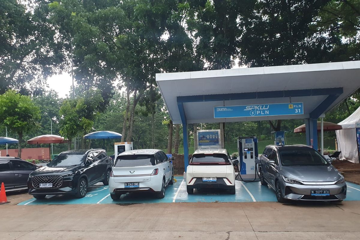 Tips Isi Baterai Mobil Listrik: Jangan Penuhkan Hingga 100%