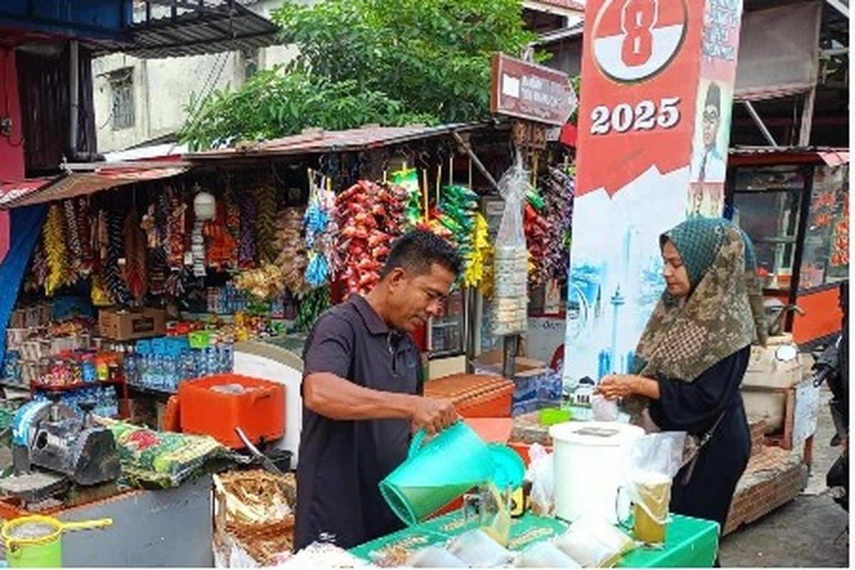 Kisah Perjuangan Penjual Tebu di Banda Aceh demi Anak Kuliah ke Al ...