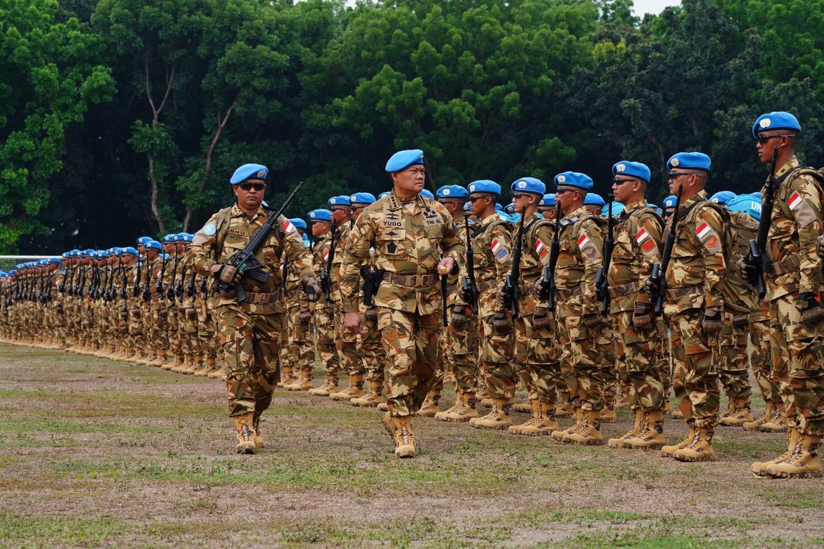 Lepas Pasukan Perdamaian ke Afrika Tengah, Panglima TNI Minta Prajurit ...