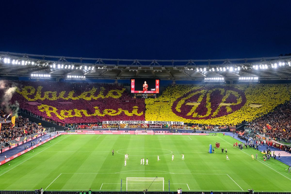 Tutup Karier di Olimpico, Ranieri Emosional Melihat Tifo Fans Roma
