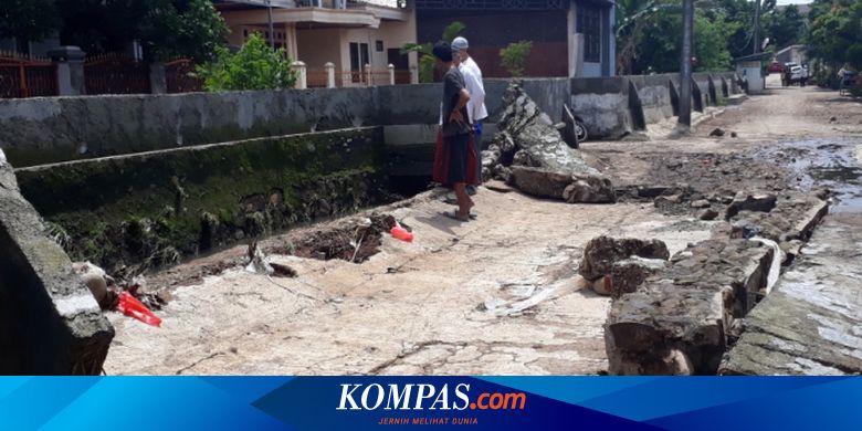 Tanggul Kali Cakung Bekasi Jebol, Warga Khawatir Jadi Rawan Banjir