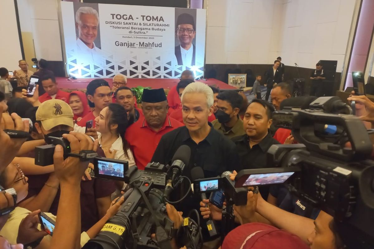 Ganjar Dengarkan Curhat Petani soal Pupuk dan Jalan Rusak di Kendari