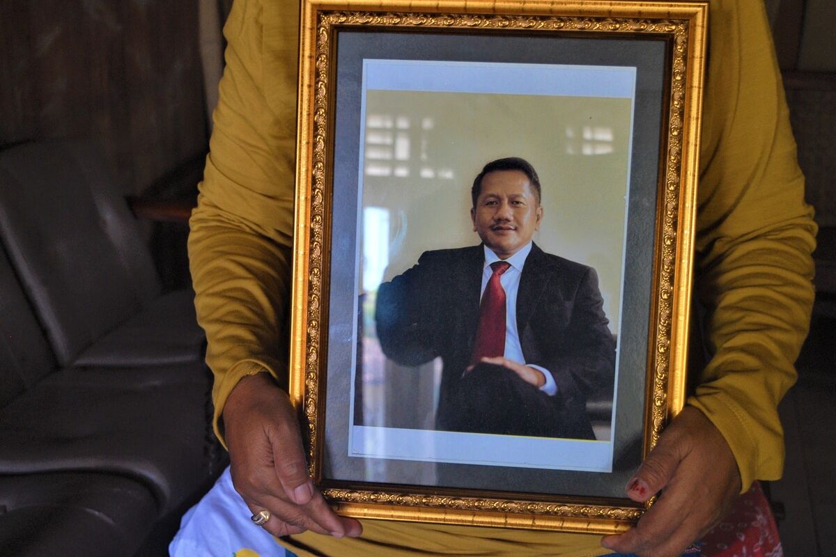 Bangun Jalan Desa Rp 2,8 Miliar, Ini Sosok "Crazy Rich" Joko Suranto