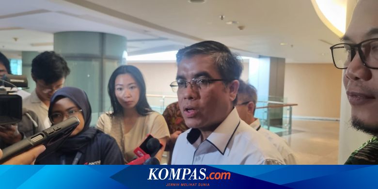 Menaker Pastikan Permenaker UMP 2025 Tebit Besok