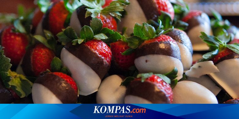 4 Cara Membuat Stroberi Lapis Cokelat