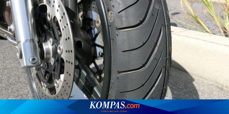 Dompet Tipis, Ban Motor Mana yang Duluan Diganti Saat Aus Keduanya