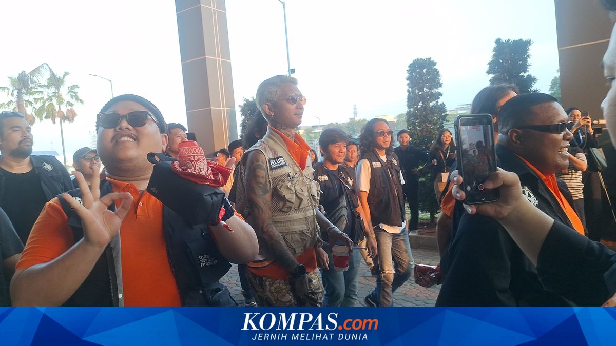 Rapper Young Lex Ikut Dukung Pramono-Rano di Debat Kedua Pilkada di Ancol